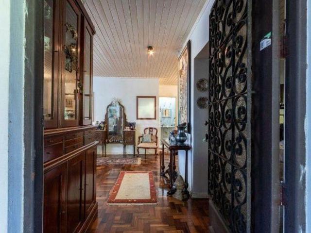 Casa para Venda 192m², 4 dormitórios, sendo 3 suites, 4 vagas Tristeza