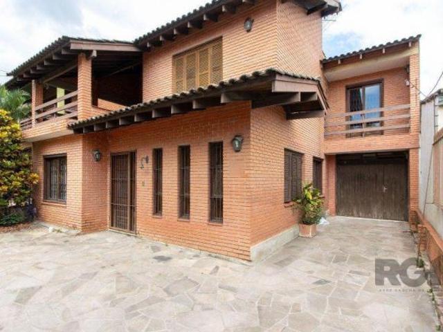 Casa para Venda 205.5m², 3 dormitórios, sendo 2 suites, 3 vagas Vila Nova