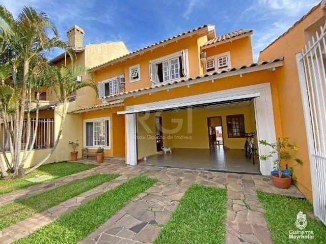 Casa para Venda 208.06m², 3 dormitórios, sendo 1 suites, 2 vagas Altos do Ip