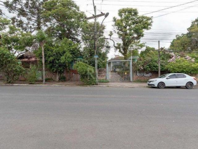 Casa para Venda 200.81m², 4 dormitórios, sendo 1 suites, 5 vagas Tristeza