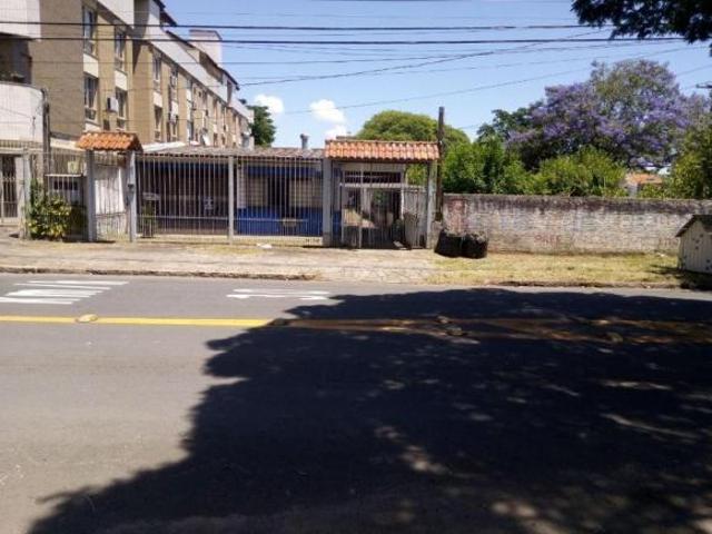 Casa para Venda 200m², 3 dormitórios, 8 vagas Cristal