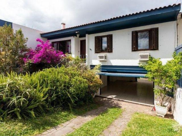 Casa para Venda 202m², 3 dormitórios, sendo 1 suites, 2 vagas Cristal