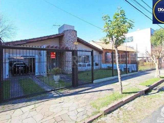 Casa para Venda 215m², 3 dormitórios, sendo 1 suites, 3 vagas Sarandi