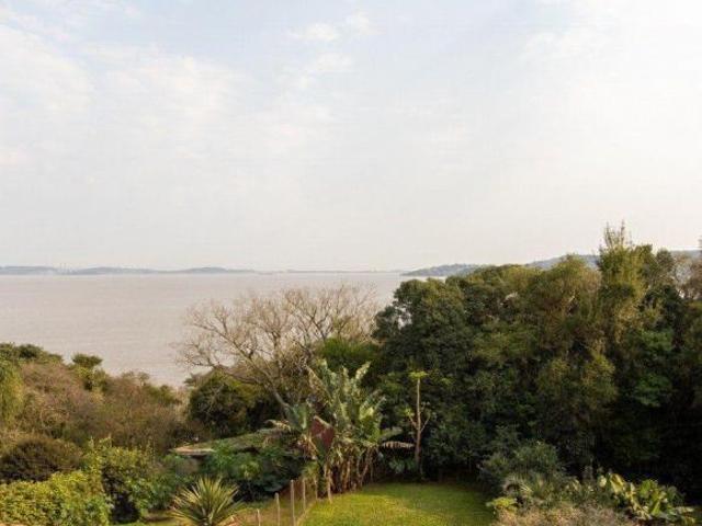 Casa para Venda 220m², 3 dormitórios, sendo 2 suites, 5 vagas Espirito Santo