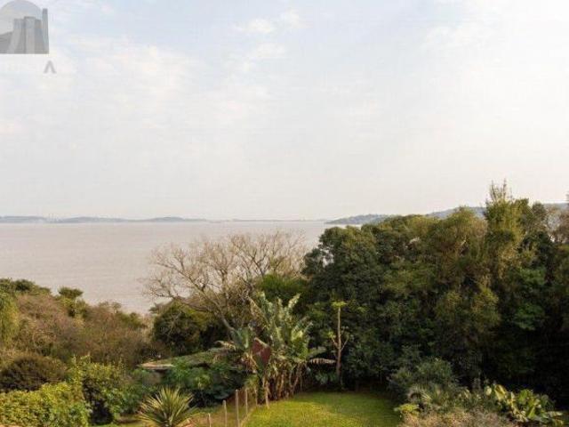 Casa para Venda 220m², 3 dormitórios, sendo 2 suites, 5 vagas Espirito Santo