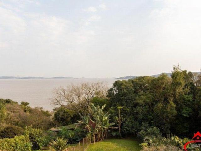 Casa para Venda 220m², 3 dormitórios, sendo 2 suites, 5 vagas Espirito Santo