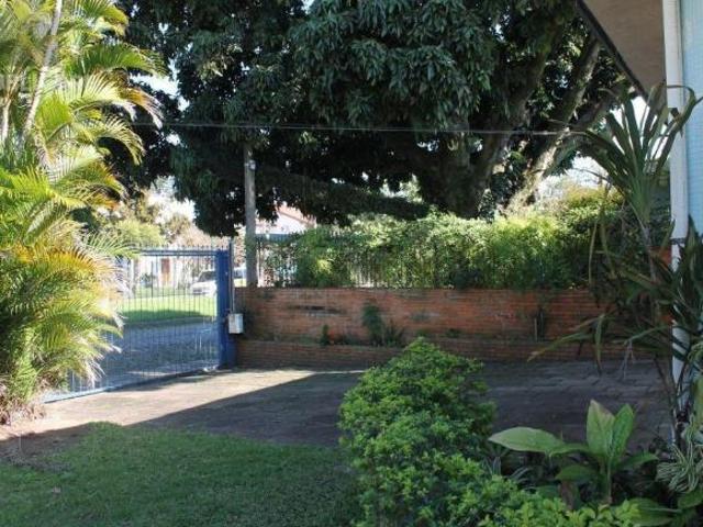 Casa para Venda 221m², 3 dormitórios, sendo 1 suites, 4 vagas Tristeza
