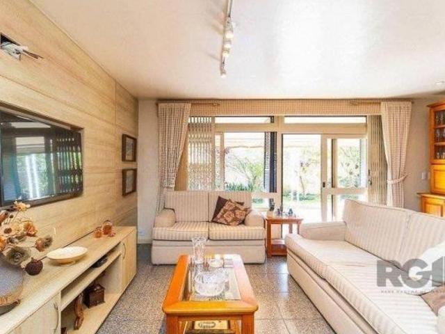 Casa para Venda 235m², 4 dormitórios, sendo 1 suites, 2 vagas Azenha