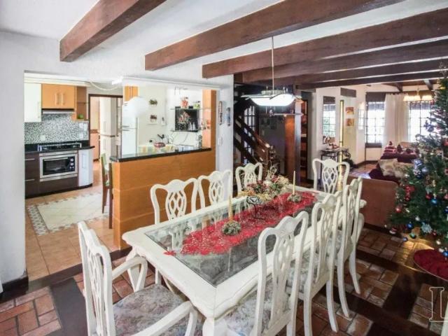 Casa para Venda 238.68m², 4 dormitórios, sendo 1 suites, 4 vagas Ipanema