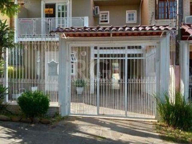 Casa para Venda 231.52m², 3 dormitórios, sendo 1 suites, 2 vagas Imperial Pa