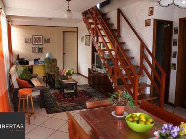 Casa para Venda 246.24m², 5 dormitórios, sendo 1 suites, 4 vagas Rubem Berta
