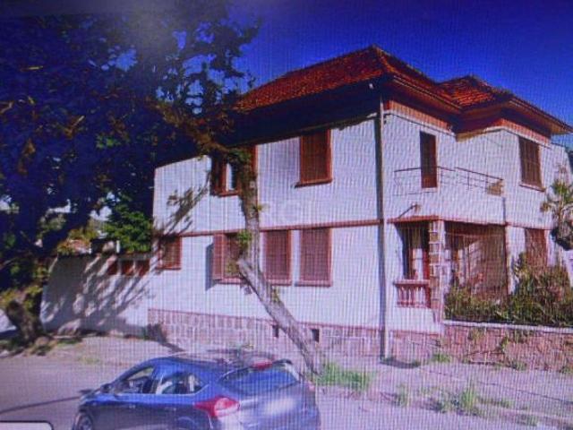 Casa para Venda 240m², 3 dormitórios, sendo 1 suites, 3 vagas Medianeira
