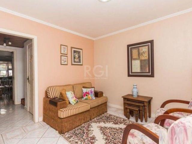 Casa para Venda 258m², 3 dormitórios, sendo 1 suites, 4 vagas Teresópolis