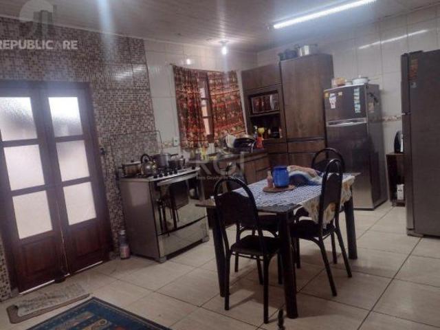 Casa para Venda 250m², 3 dormitórios, sendo 1 suites, 2 vagas Passo das Pedr