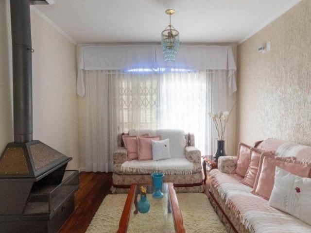 Casa para Venda 250m², 3 dormitórios, sendo 2 suites, Partenon