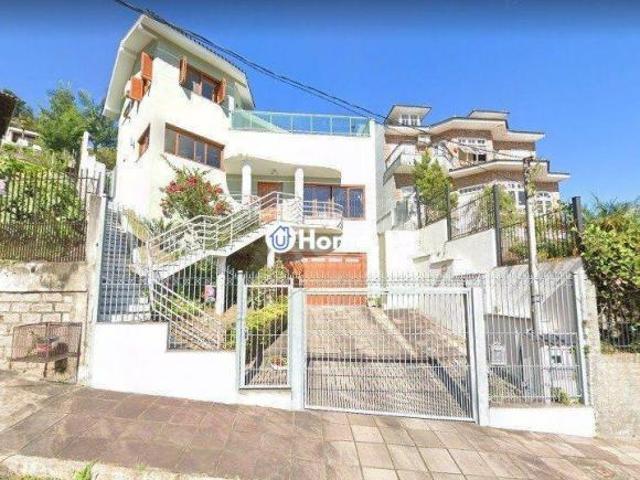 Casa para Venda 279m², 3 dormitórios, sendo 1 suites, 4 vagas Teresópolis