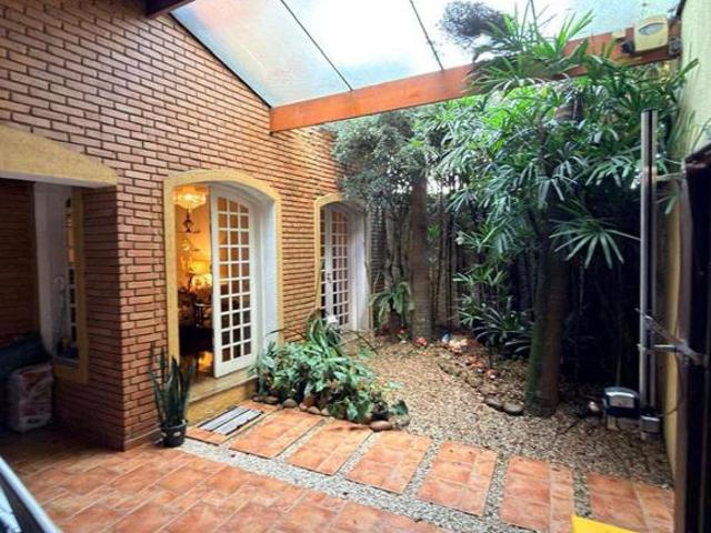 Casa para venda 280m com 3 quartos em Bosque da Saúde São Paulo SP