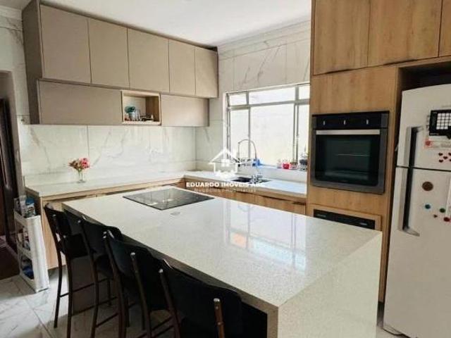 Casa para Venda, 2 dorm s, 2 vaga s, 125 m²