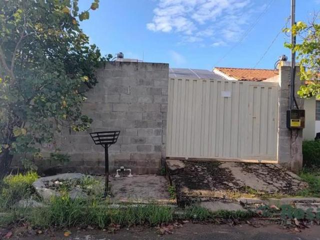 Casa para venda, 2 quartos, Loteamento Residencial Nico Baracat, Cuiabá