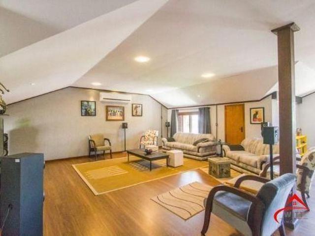 Casa para Venda 300m², 4 dormitórios, sendo 1 suites, 8 vagas Imperial Parqu