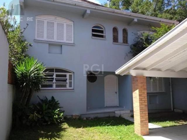 Casa para Venda 300m², 4 dormitórios, 4 vagas Menino Deus