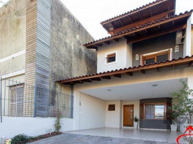 Casa para Venda 300m², 5 dormitórios, sendo 1 suites, 4 vagas Portal do Guar