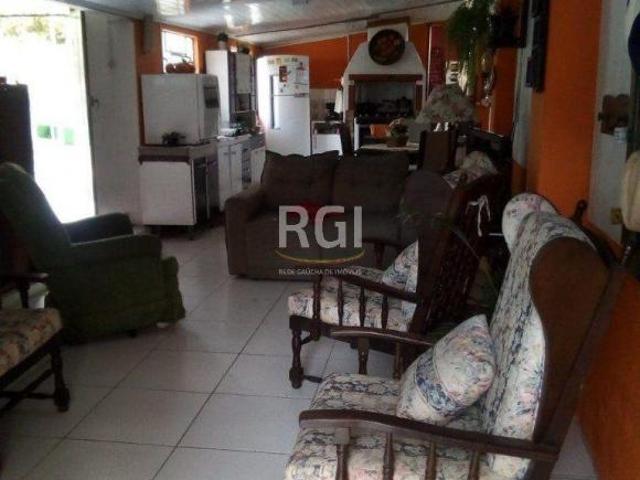 Casa para Venda 300m², 2 dormitórios, 3 vagas Teresópolis