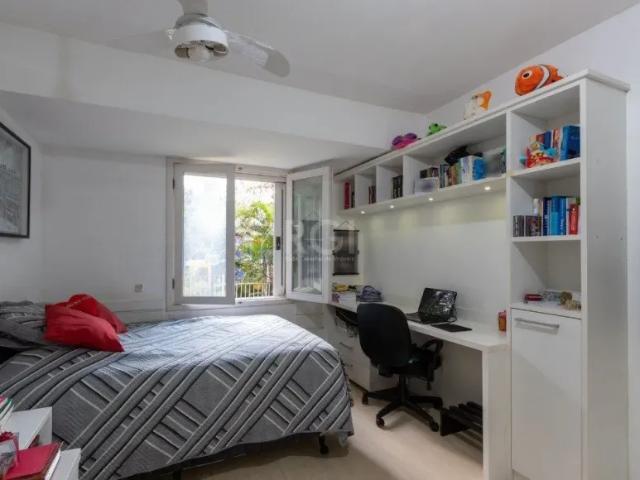 Casa para Venda 300m², 4 dormitórios, sendo 2 suites, 4 vagas Vila Assunção