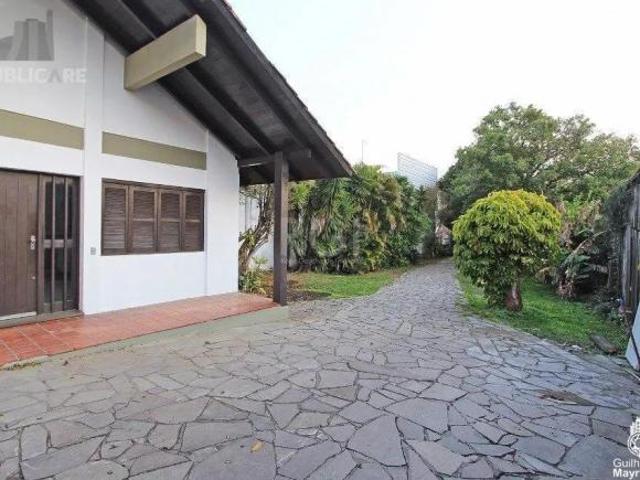 Casa para Venda 320m², 4 dormitórios, sendo 1 suites, 3 vagas Cavalhada