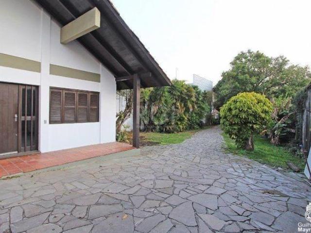 Casa para Venda 320m², 4 dormitórios, sendo 1 suites, 3 vagas Cavalhada