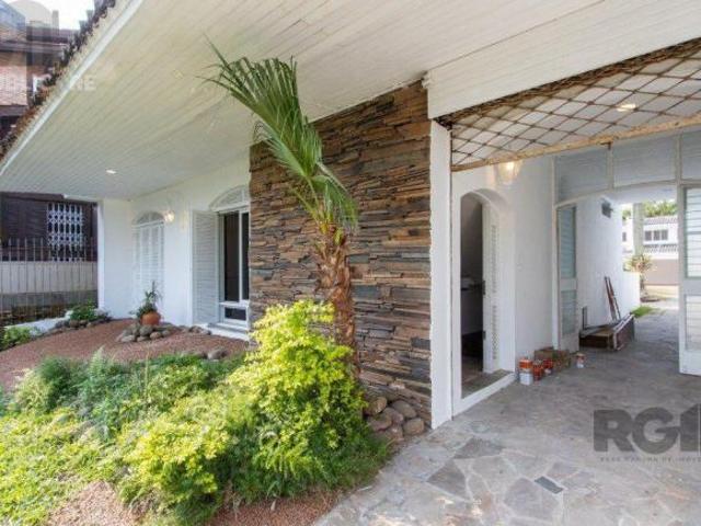 Casa para Venda 337m², 3 dormitórios, sendo 1 suites, 3 vagas Cristal