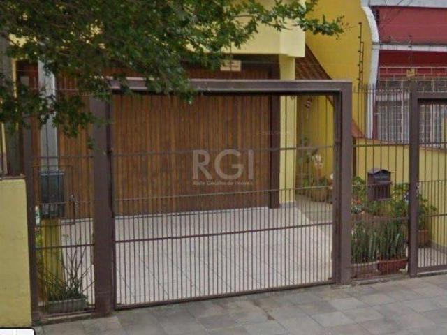 Casa para Venda 360m², 3 dormitórios, sendo 2 suites, 2 vagas Menino Deus