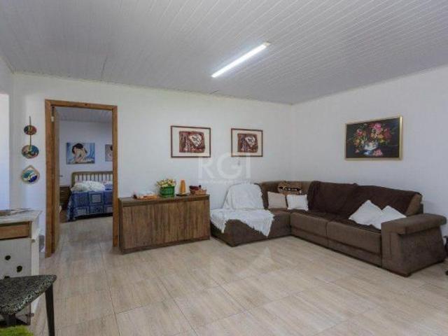 Casa para Venda 370m², 4 dormitórios, sendo 1 suites, 6 vagas Lomba do Pinhe