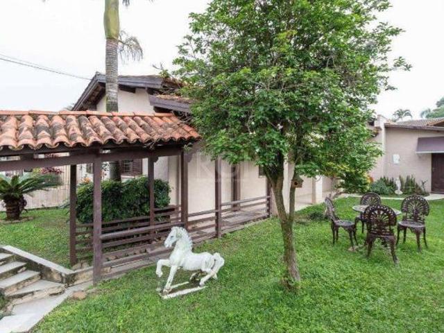 Casa para Venda 380m², 3 dormitórios, sendo 1 suites, 3 vagas Tristeza