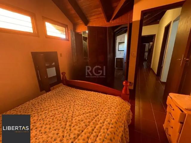 Casa para Venda 400m², 5 dormitórios, sendo 3 suites, 4 vagas Ipanema PORTO ALEGRE /RS