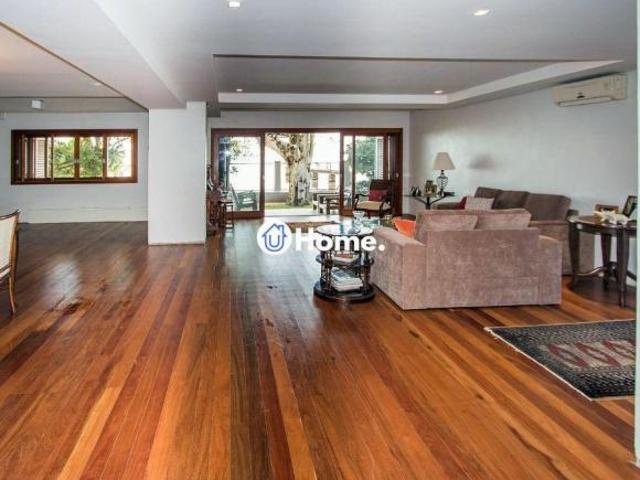 Casa para Venda 420m², 4 dormitórios, sendo 3 suites, 5 vagas Tristeza