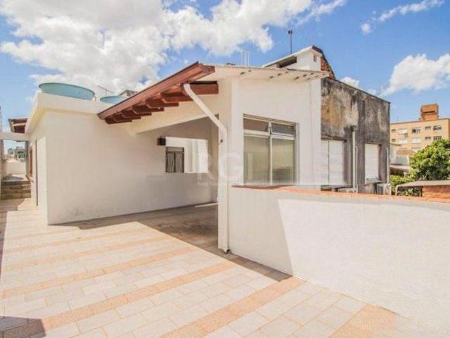 Casa para Venda 440m², 3 dormitórios, sendo 2 suites, 2 vagas Cidade Baixa