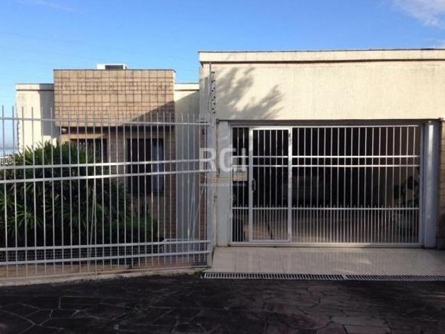 Casa para Venda 485m², 3 dormitórios, sendo 1 suites, 4 vagas Teresópolis