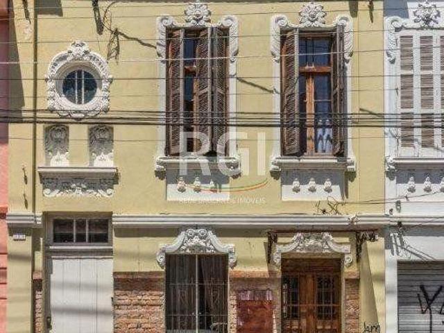 Casa para Venda 490m², 3 dormitórios, sendo 1 suites, Floresta