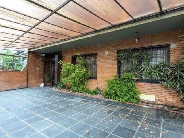 Casa para Venda 500m², 4 dormitórios, sendo 1 suites, 4 vagas Coronel Aparício Borges