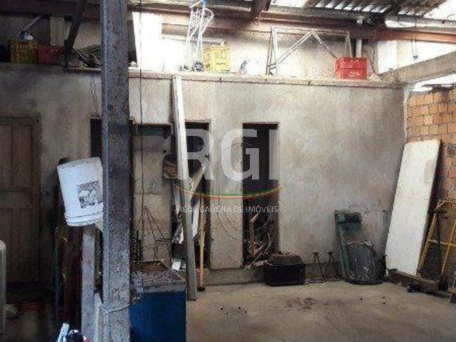 Casa para Venda 500m², 3 dormitórios, 6 vagas Tristeza