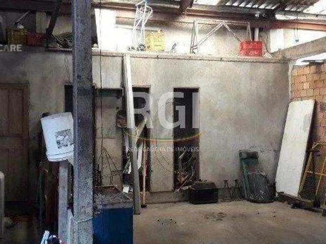 Casa para Venda 500m², 3 dormitórios, 6 vagas Tristeza