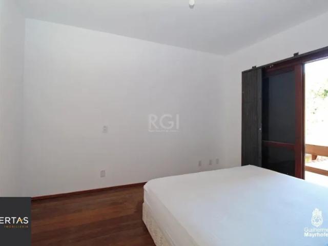 Casa para Venda 526.64m², 4 dormitórios, sendo 2 suites, 4 vagas Teresópolis