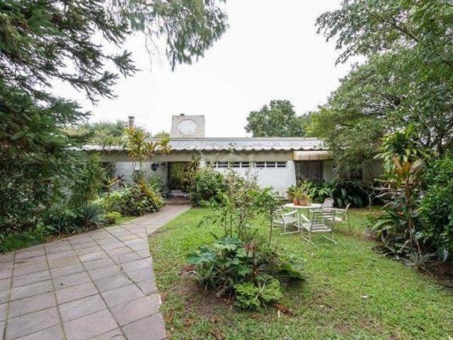 Casa para Venda 600m², 3 dormitórios, sendo 1 suites, 8 vagas Vila Assunção
