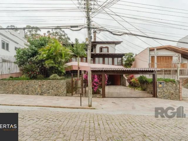 Casa para Venda 646m², 4 dormitórios, sendo 2 suites, 4 vagas Jardim Isabel