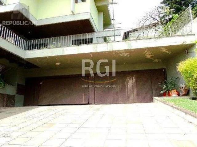 Casa para Venda 700m², 4 dormitórios, sendo 4 suites, 6 vagas Vila Conceição
