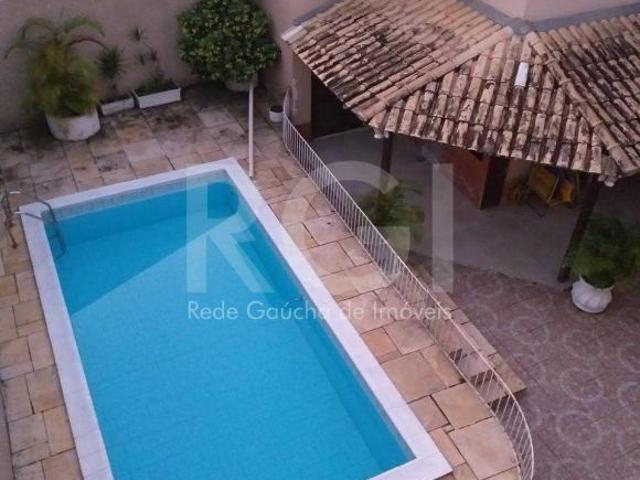 Casa para Venda 750m², 6 dormitórios, sendo 3 suites, 4 vagas Partenon