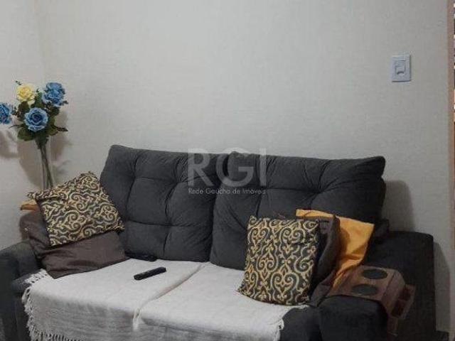 Casa para Venda 80m², 2 dormitórios, 4 vagas Lami