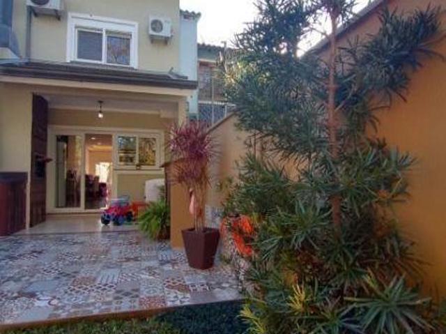 Casa para Venda 90m², 3 dormitórios, sendo 1 suites, 1 vaga Hípica