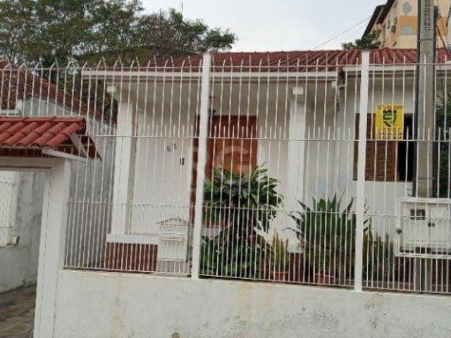 Casa para Venda 95m², 2 dormitórios, 3 vagas Teresópolis